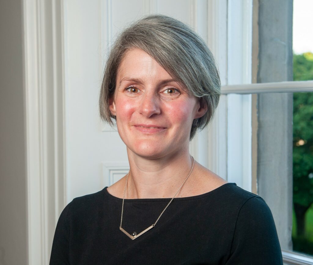 Fiona Scott - Legal Director (Professional Support Lawyer), Land and ...